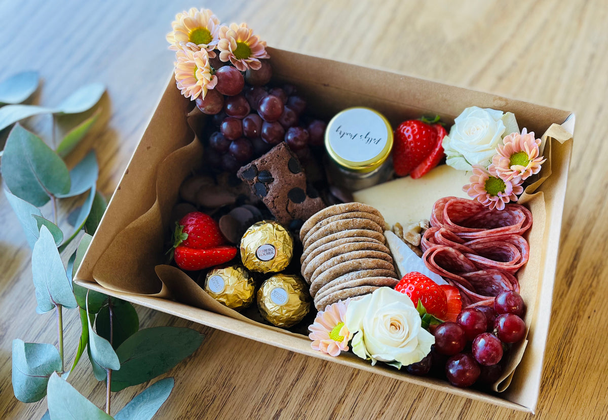 Small Sweet & Savoury Box